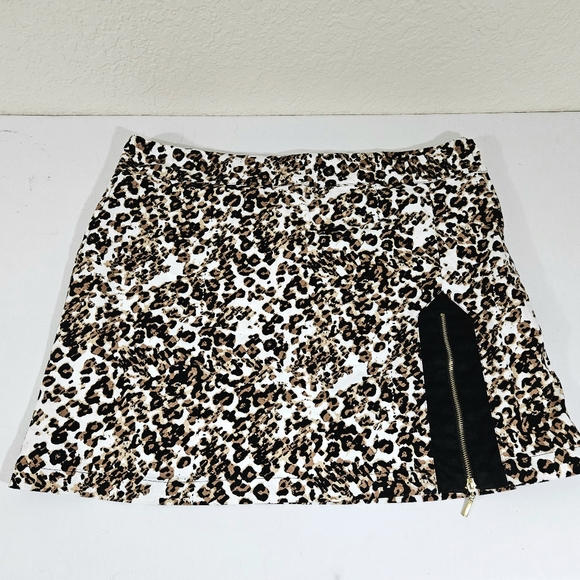 Allyson Whitmore | Shorts | Allyson Whitmore Golf Petite Leopold Print ...